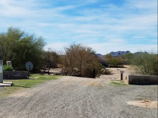 LA MESA VERDE RV PARK - 15 Photos - RV Parks - 43254 AZ-72, Bouse, AZ ...