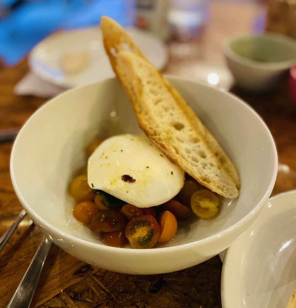 MAMASAMAS PIZZA BAR - Updated December 2024 - 79 Photos & 36 Reviews ...