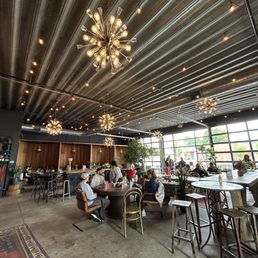 APRÈS - Updated November 2025 - 165 Photos & 53 Reviews - 148 Anderson ...