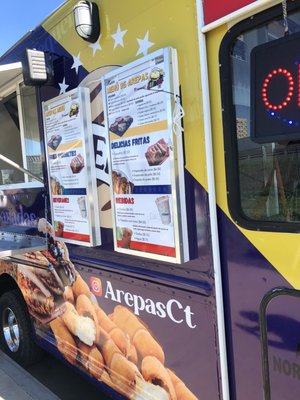 AREPAS CT - Updated October 2025 - 21 Photos - 351 Long Wharf Dr, New ...