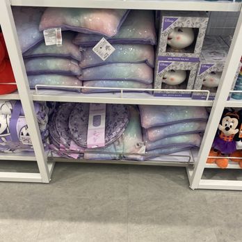 PRIMARK - Updated December 2025 - 43 Photos & 10 Reviews - 1 Walden ...