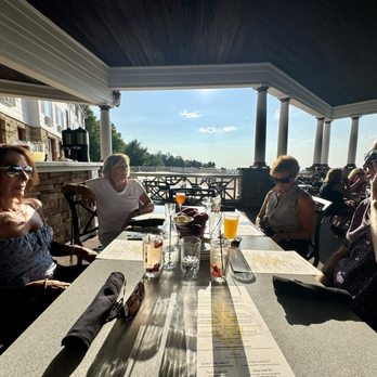 HISTORIC SUMMIT INN RESORT - Updated October 2025 - 204 Photos & 128 ...