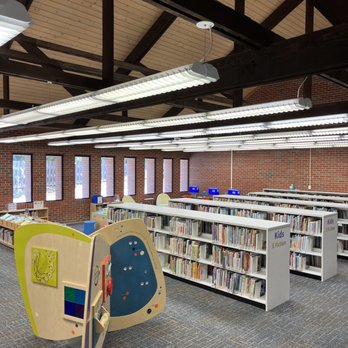 JOHNSON COUNTY LIBRARY - CEDAR ROE - Updated December 2025 - 10 Photos ...