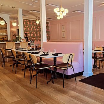 CAROLINE’S ON MAIN - Updated January 2026 - 111 Photos & 78 Reviews ...