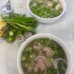 PHO 54 - Updated October 2025 - 555 Photos & 802 Reviews - 2874 Alum ...