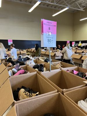 ALTERNATIVE RETAIL - Updated December 2025 - 141 Photos & 50 Reviews ...