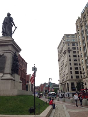 MONUMENT SQUARE - Updated October 2025 - 42 Photos - 1 Monument Square ...