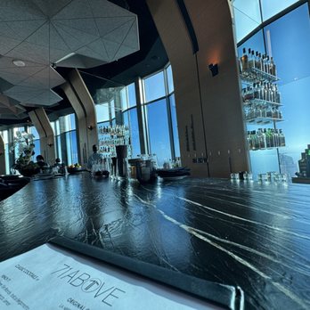 71 ABOVE - Updated September 2024 - 9078 Photos & 2678 Reviews - 633 W ...