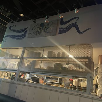 OCTOPUS KITCHEN - Updated December 2025 - 472 Photos & 289 Reviews ...