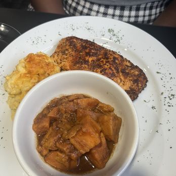 RED VELVET KITCHEN & GRILL - Updated April 2025 - 32 Photos & 40 ...