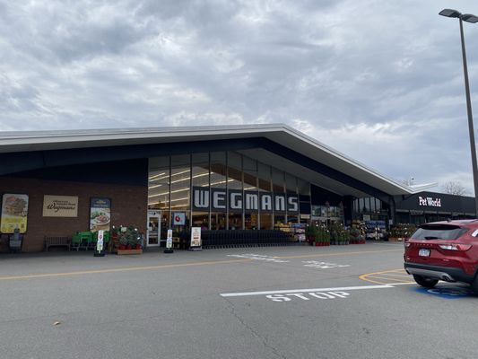 WEGMANS - Updated December 2025 - 16 Photos & 15 Reviews - Fairport ...