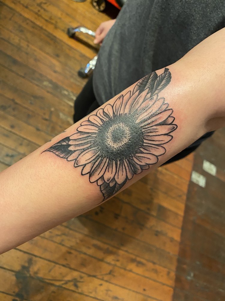 ICON TATTOO - 57 Photos & 80 Reviews - 813 N Russell St, Portland ...