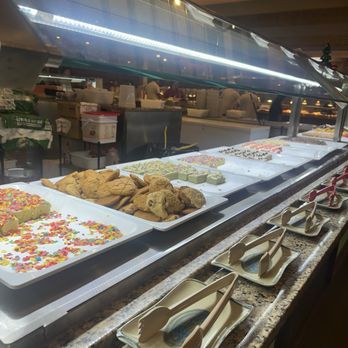FEAST BUFFET - Updated January 2026 - 403 Photos & 272 Reviews - 1707 N ...