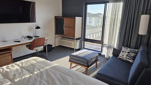 COURTYARD BY MARRIOTT - Updated December 2025 - 12 Photos & 14 Reviews ...