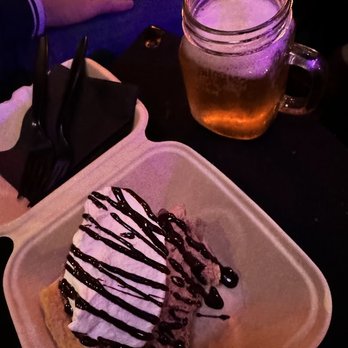 PIE BAR - Updated December 2024 - 1734 Photos & 1721 Reviews - 1361 E ...