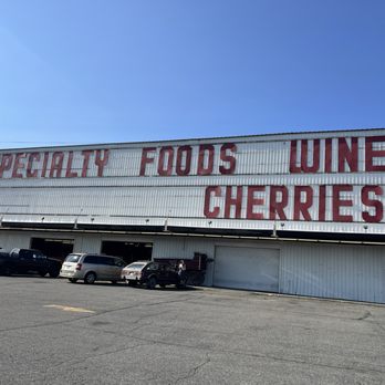 THORP FRUIT & ANTIQUE MALL - Updated October 2025 - 250 Photos & 114 ...