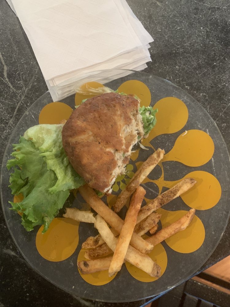 DB FRIES - Updated October 2025 - 49 Photos & 123 Reviews - 100 ...