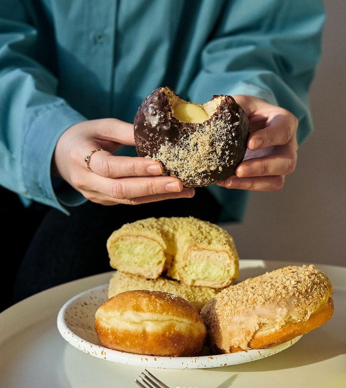 OLD FERRY DONUT - Updated December 2025 - 1055 Photos & 307 Reviews ...