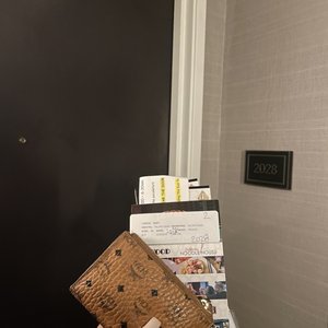 NON-STOP TRAVEL - 11 Photos & 34 Reviews - 615 Piikoi St, Honolulu ...