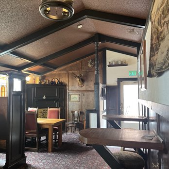 THE FAT RABBIT PUBLIC HOUSE - Updated December 2025 - 548 Photos & 484 ...