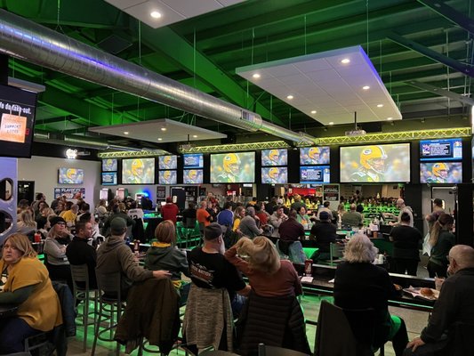 GAMEDAY SPORTS BAR - Updated November 2025 - 41 Photos & 44 Reviews ...