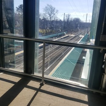 HALETHORPE MARC STATION - Updated December 2025 - 12 Photos & 10 ...