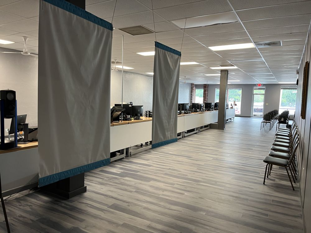 GLENSTONE LICENSE OFFICE - Updated December 2025 - 10 Photos - 525A S ...