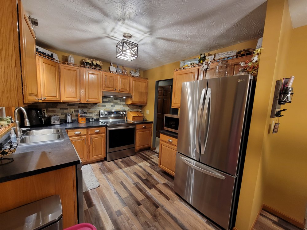 BIG SANDY SUPERSTORE-PARKERSBURG - Updated August 2025 - 73 Photos & 27 ...