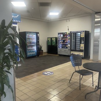 SOUTH STRIP TRANSFER TERMINAL - Updated January 2026 - 27 Photos & 37 ...