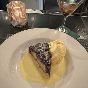 WALKER’S DRIVE-IN - Updated September 2025 - 321 Photos & 268 Reviews ...