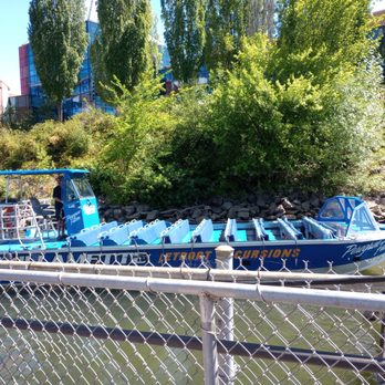 WILLAMETTE JETBOAT EXCURSIONS - Updated August 2025 - 157 Photos & 248 ...