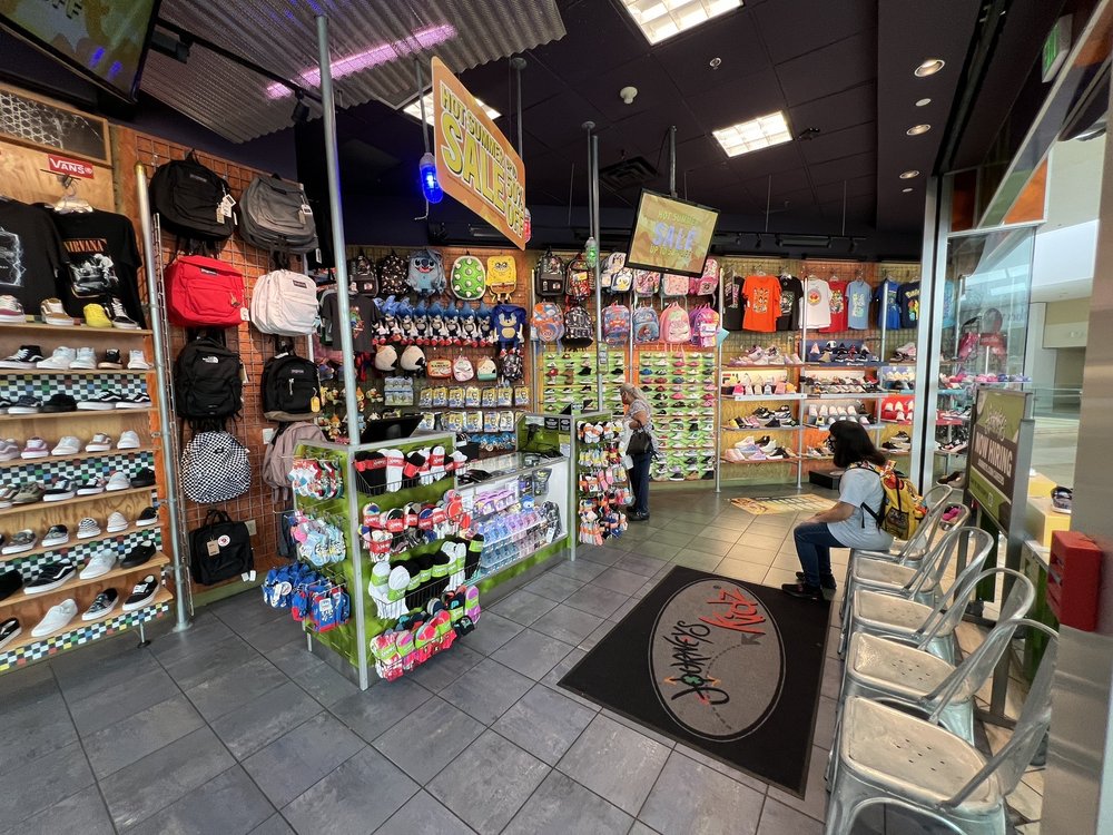 JOURNEYS - Updated August 2025 - 19 Photos & 27 Reviews - 3030 Plaza ...