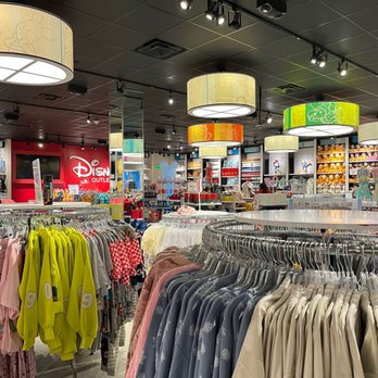 DISNEY STORE - Updated December 2025 - 55 Photos & 40 Reviews - 875 S ...