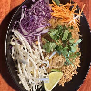 OCHA THAI KITCHEN & BAR - 1141 Photos & 575 Reviews - 317 Main Ave S ...
