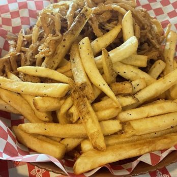 CHIP’S OLD FASHIONED HAMBURGERS - Updated December 2025 - 116 Photos ...