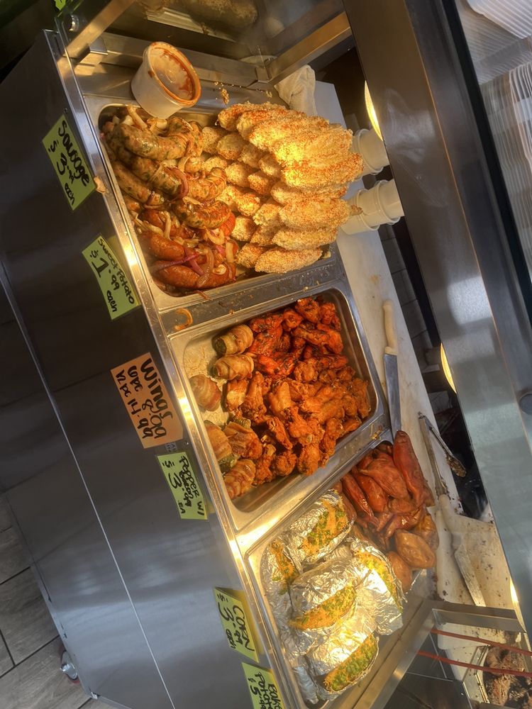 PRIMO FOODS - Updated December 2024 - 21 Photos & 23 Reviews - 868 E ...