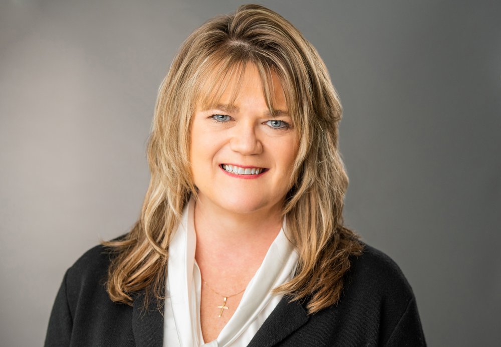 BARBARA BARENDREGT | RE/MAX GOLD - Updated June 2025 - 207 Washington ...