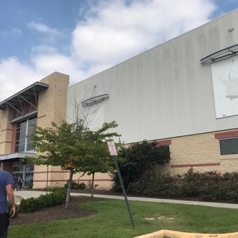 VIRGINIA BEACH FIELD HOUSE - Updated May 2025 - 116 Photos & 48 Reviews ...