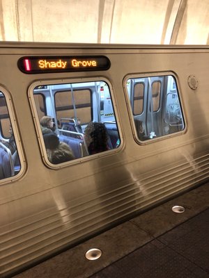 BETHESDA METRO STATION - 85 Photos & 24 Reviews - Train Stations - 7450 ...