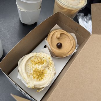 BAKED & WIRED - Updated July 2025 - 4781 Photos & 5292 Reviews - 1052 ...