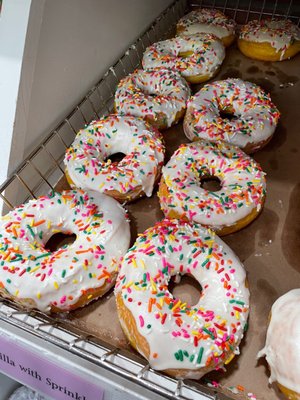 BRANFORD BEACH DONUT - Updated August 2025 - 40 Photos & 32 Reviews ...