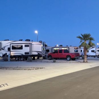 COACHELLA LAKES RV RESORT - Updated November 2024 - 160 Photos & 16 ...
