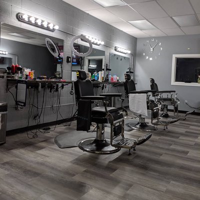 TIMELESS BARBER STUDIO - Updated October 2025 - 8903 West Gage Blvd ...