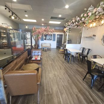 DZUI’S CAKES & DESSERTS - Updated October 2025 - 1749 Photos & 421 ...