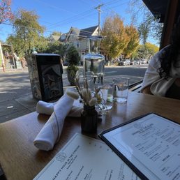 FIRESIDE - Updated November 2024 - 553 Photos & 501 Reviews - 801 NW ...