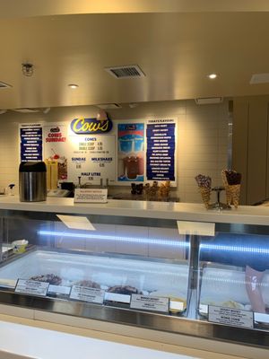 COWS - 213 Photos & 118 Reviews - Ice Cream & Frozen Yogurt - 138 Banff ...