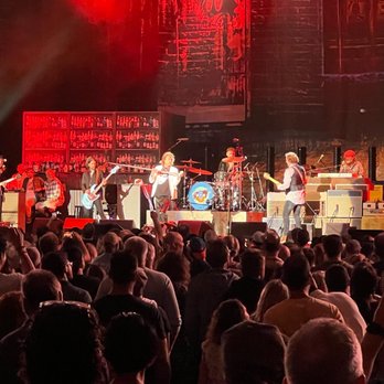 HARTFORD HEALTHCARE AMPHITHEATER - Updated August 2025 - 46 Photos & 35 ...