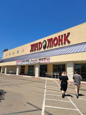 MAD MONK VINTAGE - Updated January 2026 - 73 Photos & 96 Reviews - 3500 ...