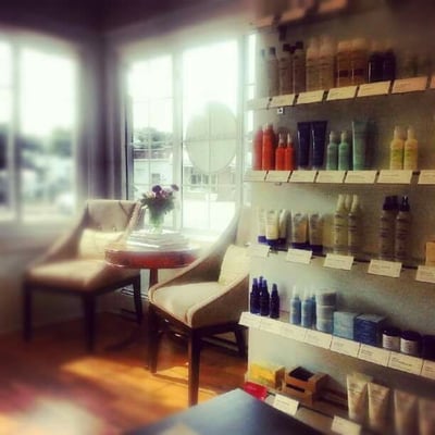 BOBBY PINS SALON - Updated December 2025 - 12 Photos & 12 Reviews ...