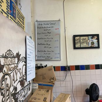 RAY’S CAFÉ - Updated February 2025 - 3772 Photos & 901 Reviews - 2033 N ...